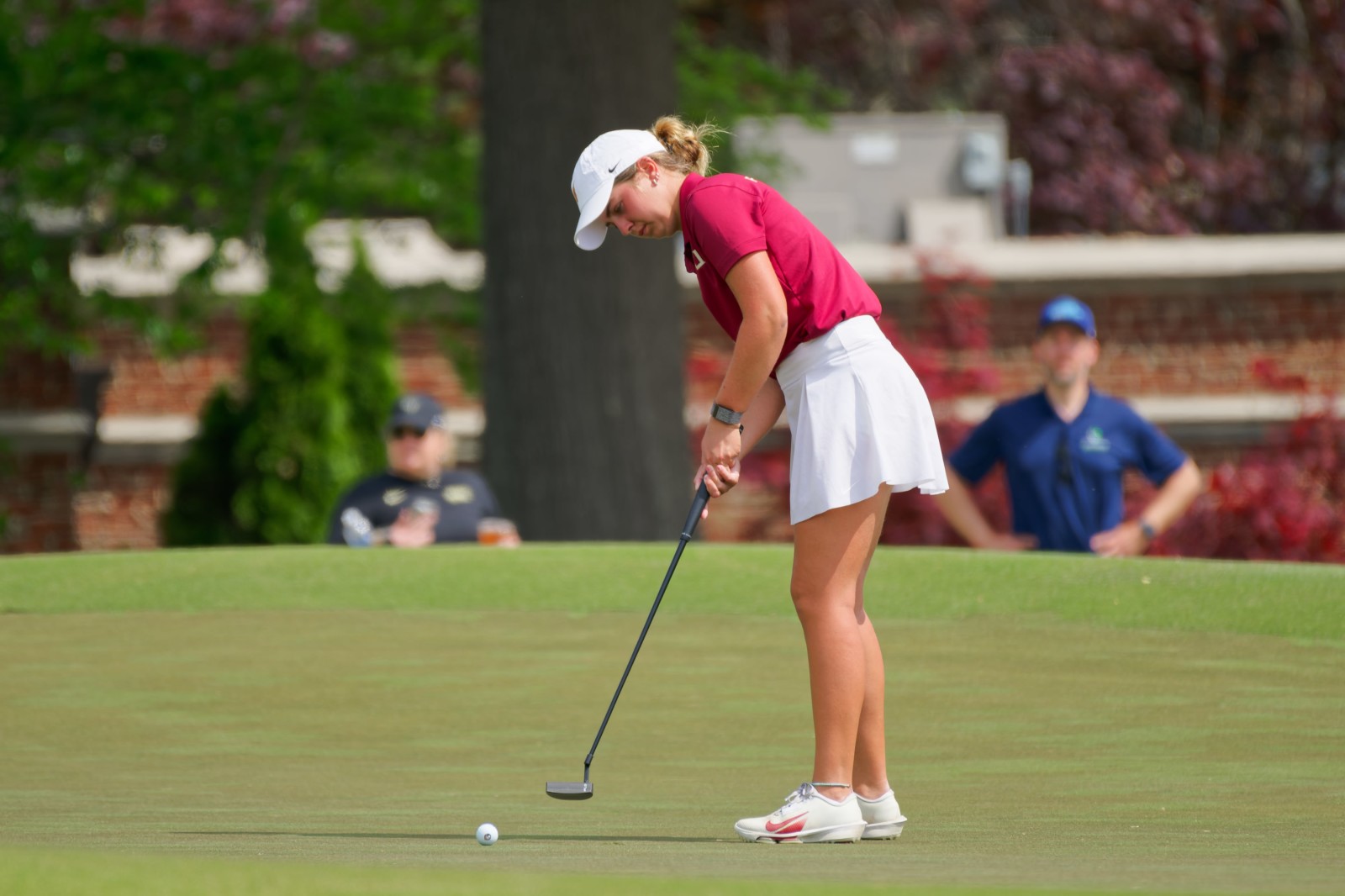 SCOREBOARD - Conference titles for FSU, South Carolina, Oregon, Arizona